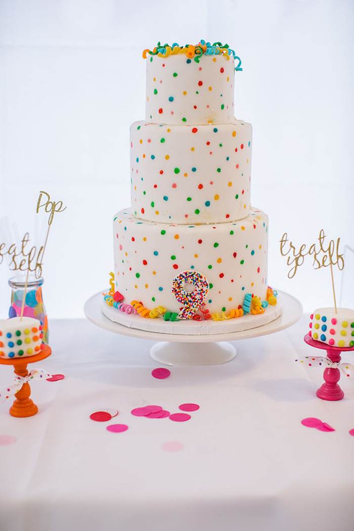 kara-s-party-ideas-confetti-polka-dot-madness-birthday-party-via-kara