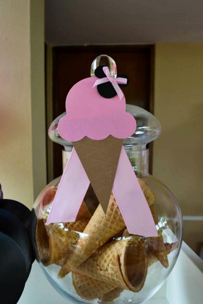 Kara's Party Ideas Minnie Mouse Ice Cream Shop Party | Kara's Party Ideas