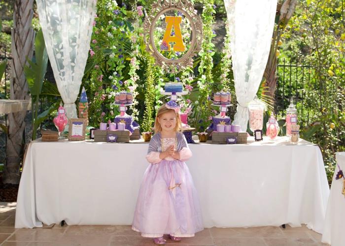 Kara's Party Ideas Rapunzel + Tangled 4th Birthday Party | Kara's Party ...