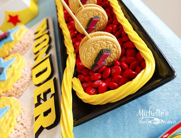 Kara's Party Ideas Wonder Woman Themed Party | Kara's Party Ideas
