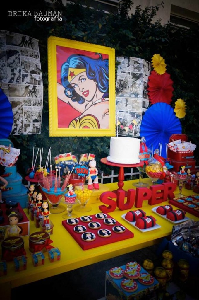 Kara's Party Ideas Wonder Woman Themed Birthday Party | Kara's Party Ideas
