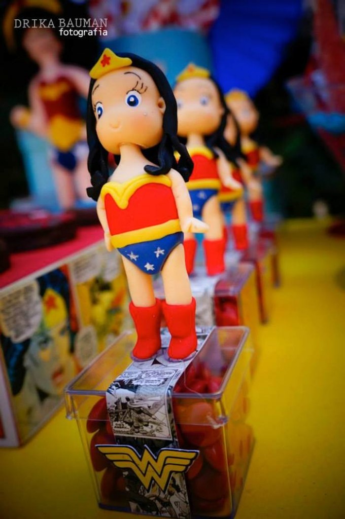 Kara's Party Ideas Wonder Woman Themed Birthday Party | Kara's Party Ideas
