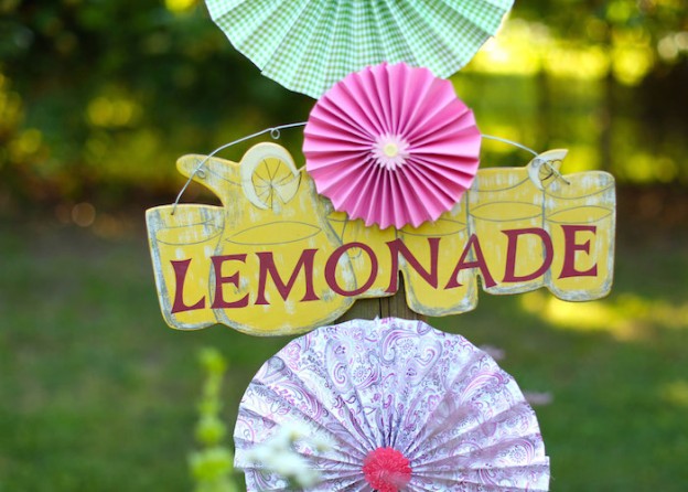 Kara's Party Ideas Lemonade Stand Party | Kara's Party Ideas