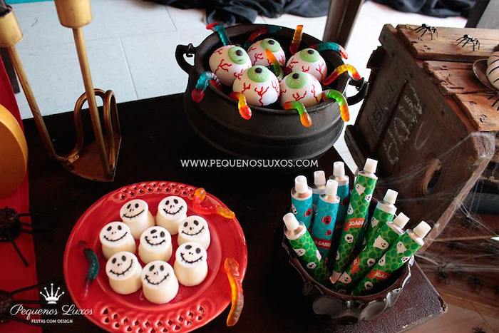 Kara's Party Ideas Haunted House Birthday Party