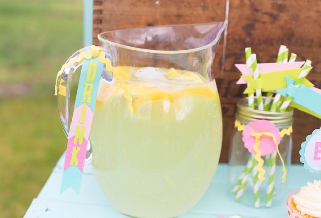 Kara's Party Ideas Lemonade Stand Party | Kara's Party Ideas