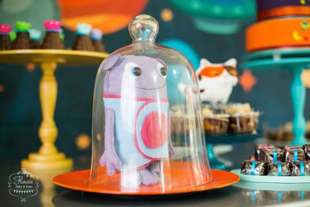 Kara's Party Ideas "Home" Inspired Alien Birthday Party | Kara's Party ...