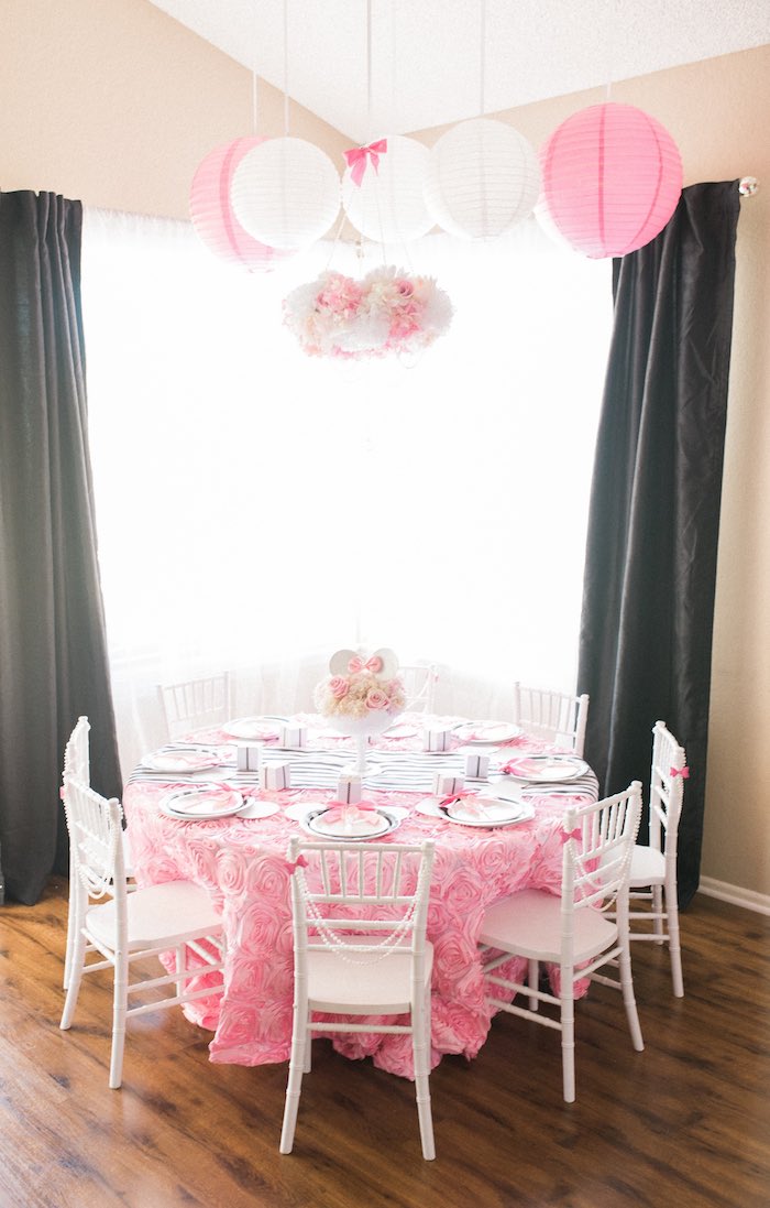 Kara's Party Ideas Elegant Minnie Mouse Boutique Birthday Party | Kara ...