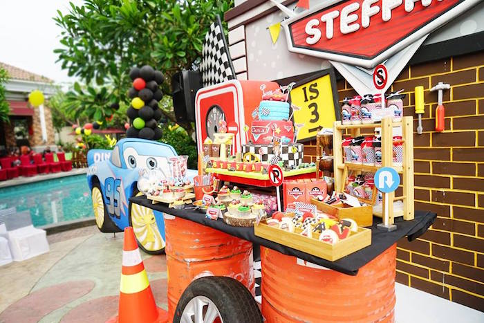 Kara's Party Ideas Disney's Cars Themed Birthday Party | Kara's Party Ideas