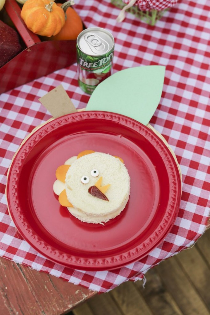 Kara's Party Ideas Kids Friendsgiving Thanksgiving Themed Party | Kara ...