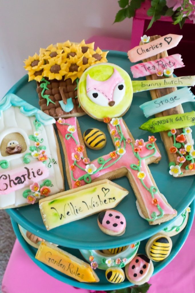 Kara's Party Ideas American Girl Doll WellieWishers Garden Birthday ...