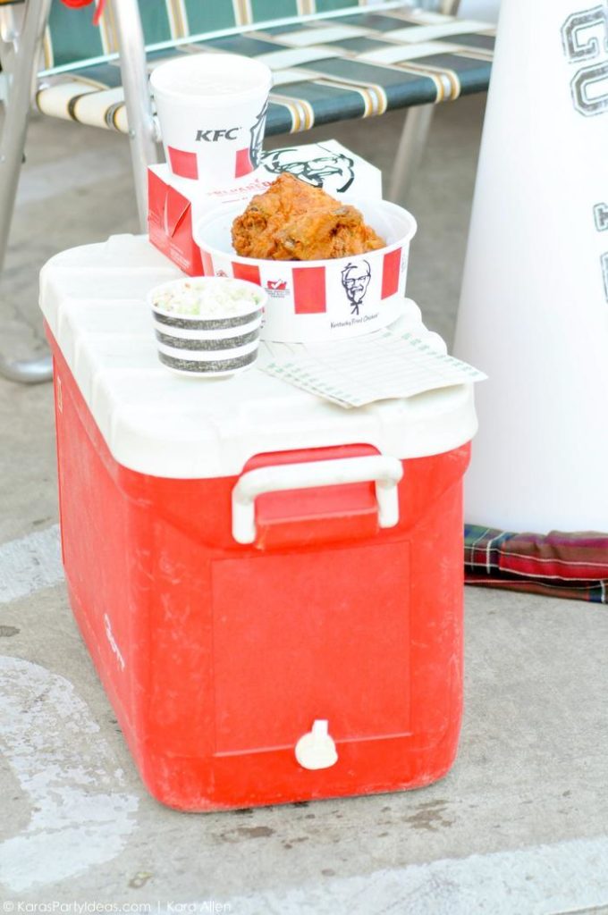 Kara's Party Ideas Ultimate VW Bus Football Tailgate Party! | Kara's ...