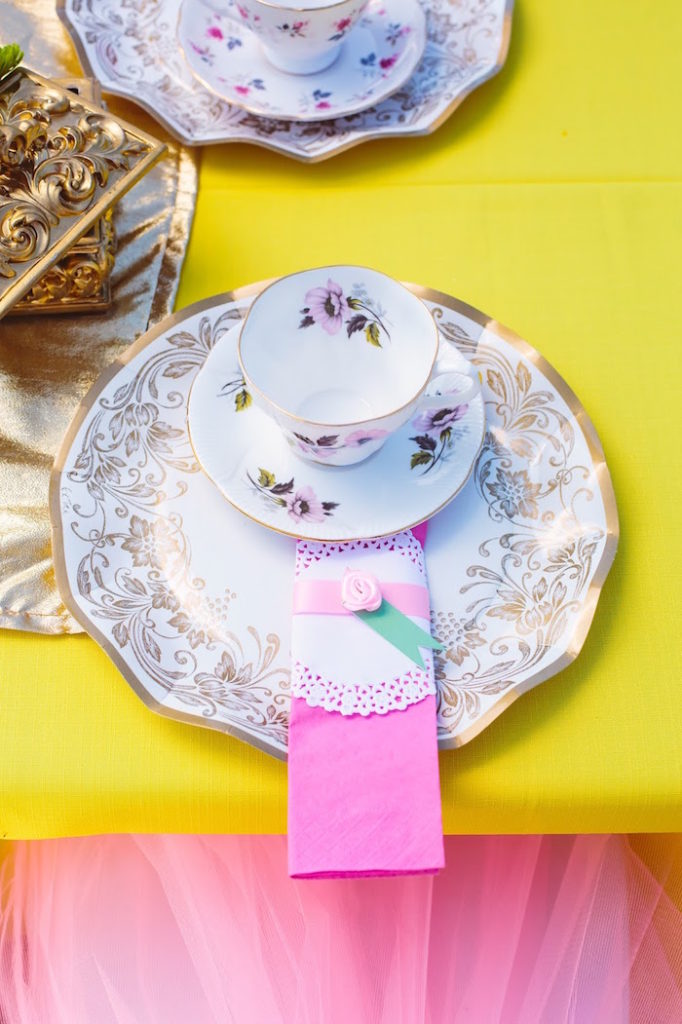 Kara's Party Ideas Princess Belle Beauty and the Beast Birthday Party ...