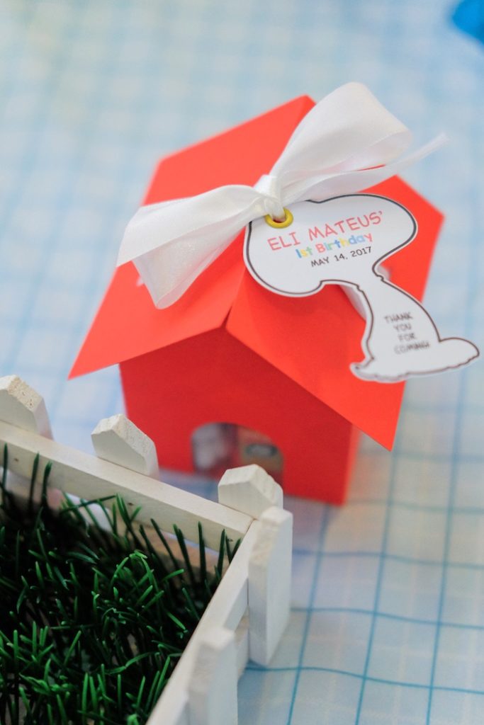 Kara's Party Ideas Peanuts + Snoopy Birthday Party | Kara's Party Ideas