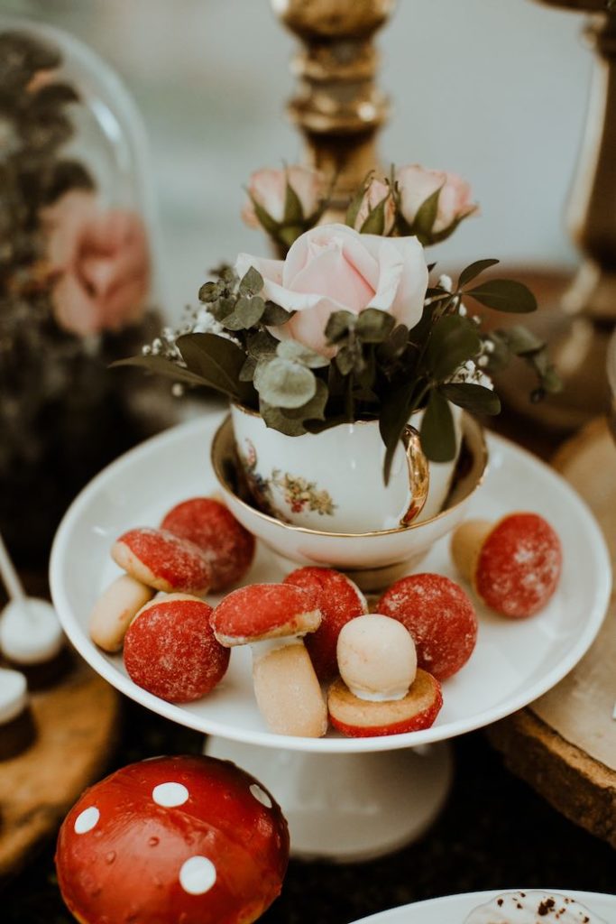 Kara's Party Ideas Enchanted Woodland Forest Birthday Party | Kara's ...