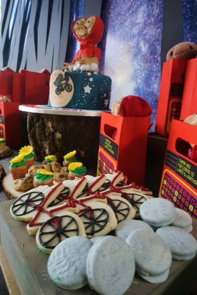 Kara's Party Ideas E.T. Birthday Party | Kara's Party Ideas