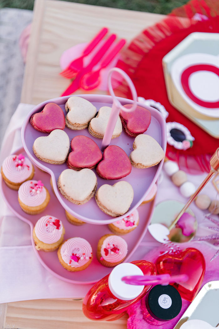 Kara's Party Ideas Ultimate Kids Valentine Party | Kara's Party Ideas