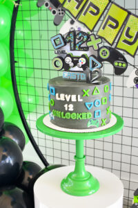Kara's Party Ideas Gaming Themed 12th Birthday Party- Boy Video Game ...