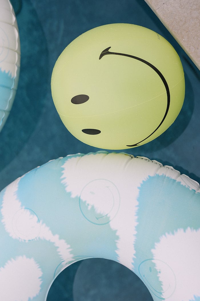 Kara's Party Ideas Groovy Pool Party | Kara's Party Ideas