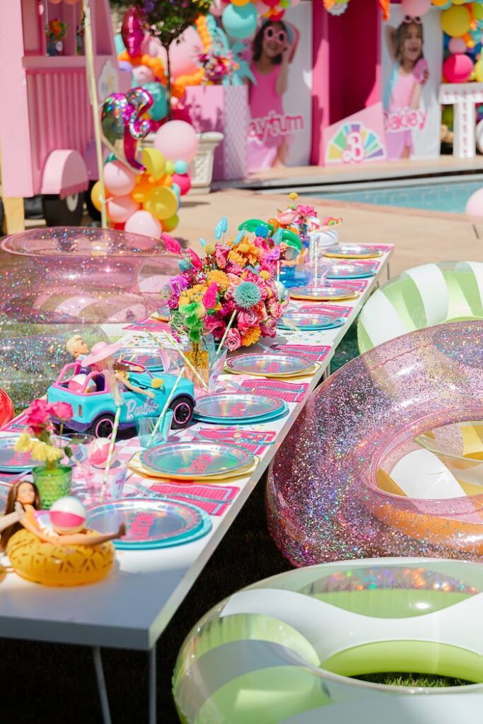 Kara's Party Ideas Barbie Pool Party