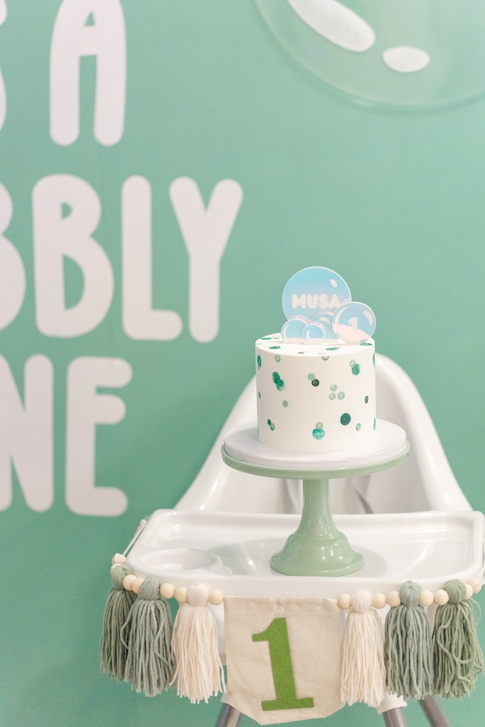 Kara's Party Ideas A Bubbly One 1st Birthday Bubbles Party | Kara's ...