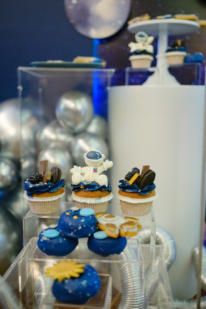 Kara's Party Ideas Galactic Boys Space Party | Kara's Party Ideas