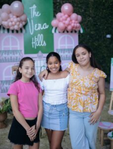 Kara's Party Ideas Beverly Hills Hotel-Inspired Tropical Party | Kara's ...