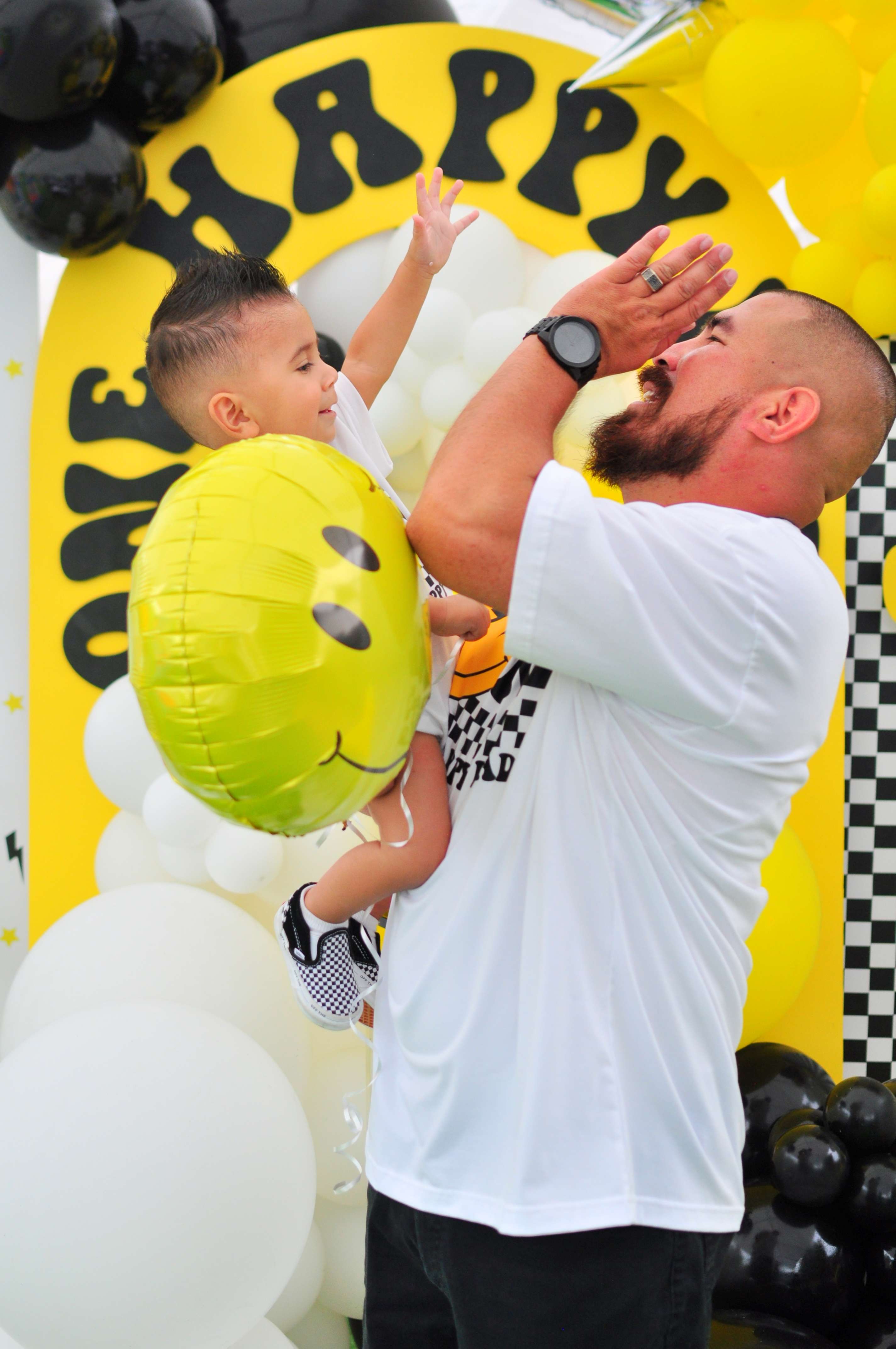 Kara's Party Ideas One Happy Dude Party | Kara's Party Ideas